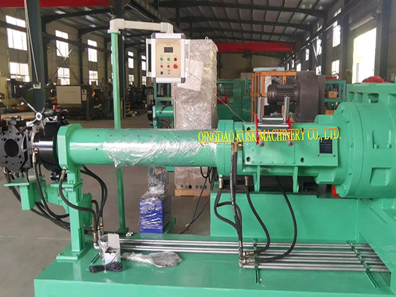 Hot feed rubber extruder | Rubber strainer
