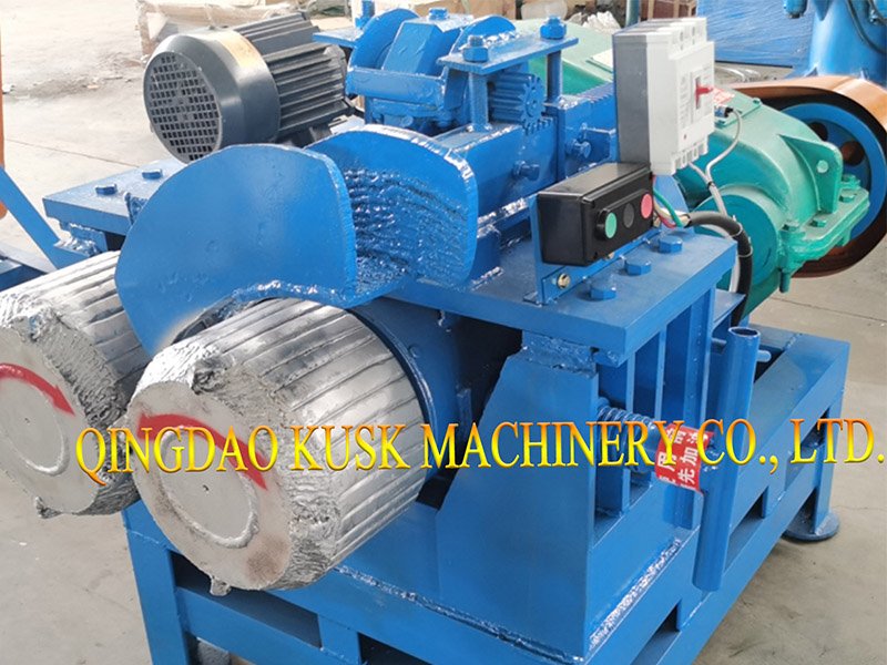 Automatic bead wire separator, strip cutter machine
